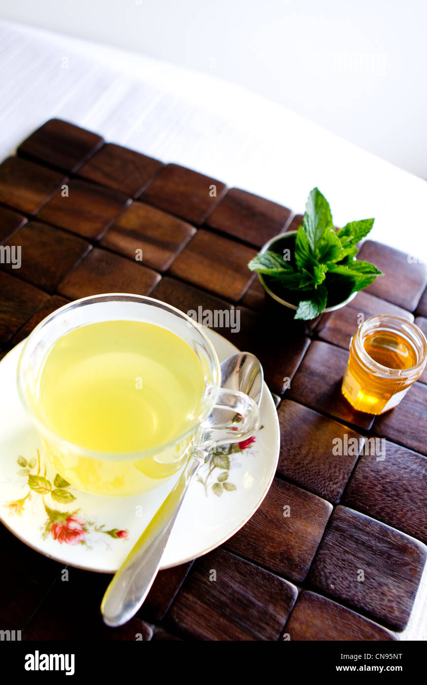 Simple green tea hi-res stock photography and images - Alamy