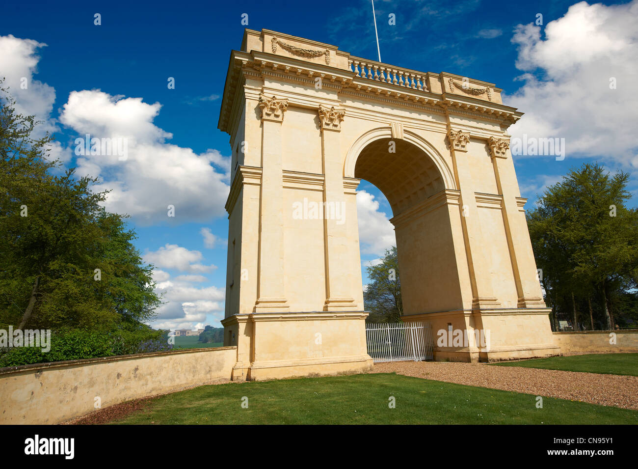 The neo-classic Corinthian Arch ldesigned by Giovanni Battista Borra in ...