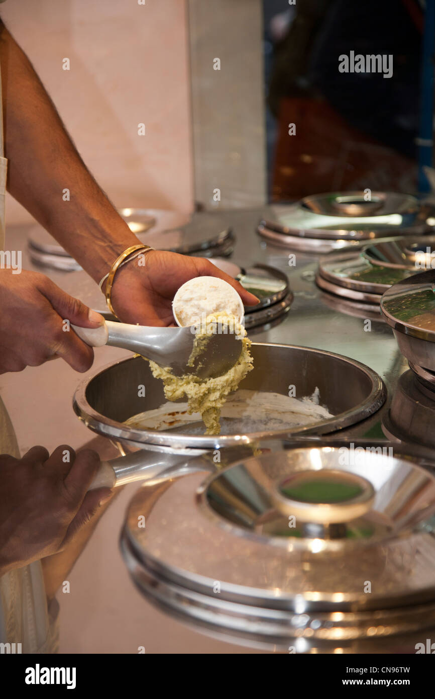 Rome is serving hi-res stock photography and images - Alamy