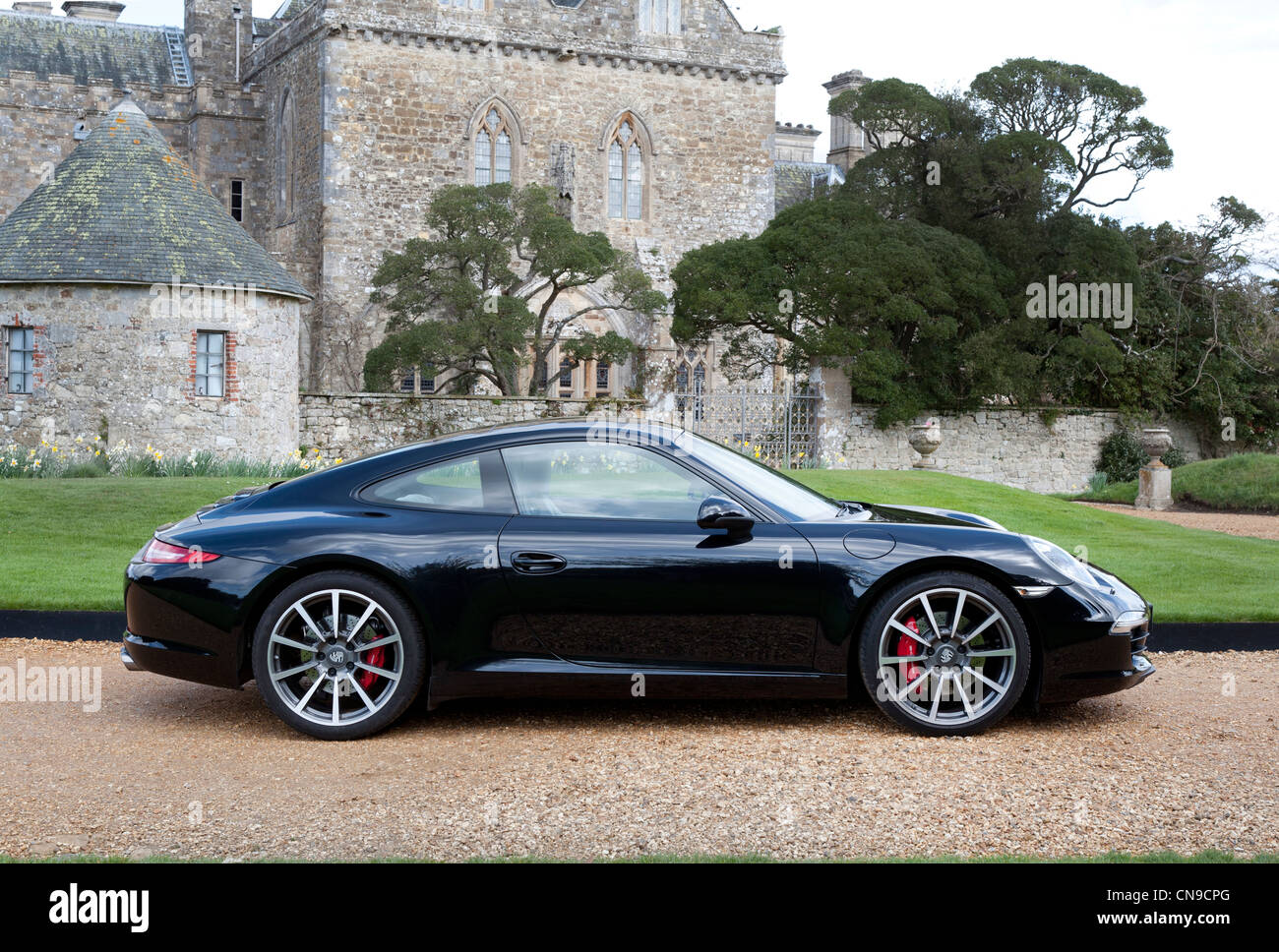 Porsche side profile hi-res stock photography and images - Alamy