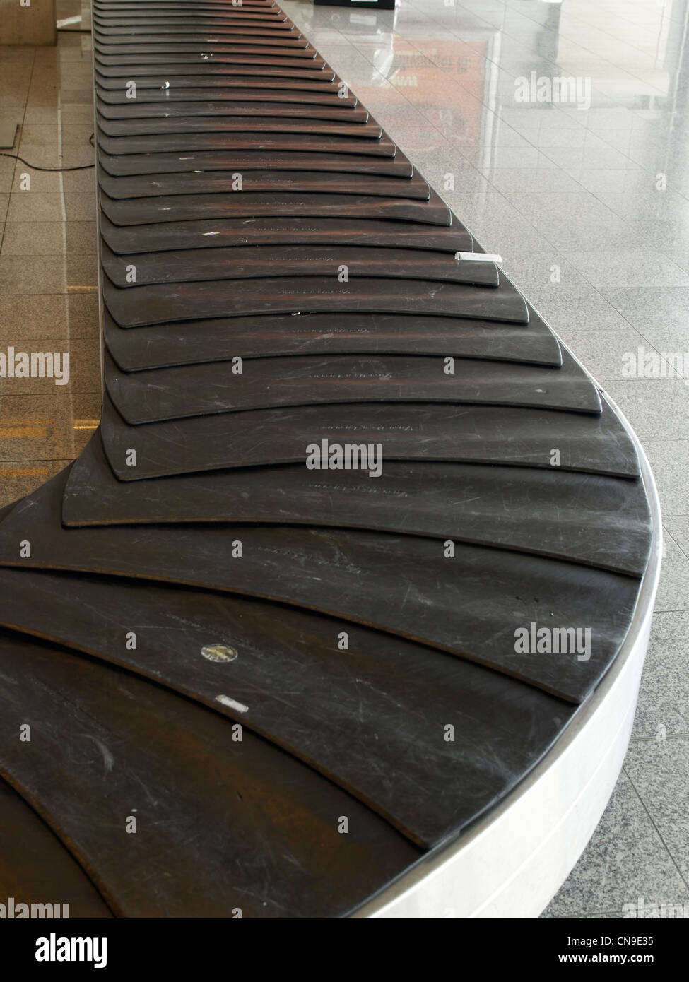 Airport Baggage Carousel empty Stock Photo - Alamy Airport Baggage Carousel empty Stock Photo - Alamy