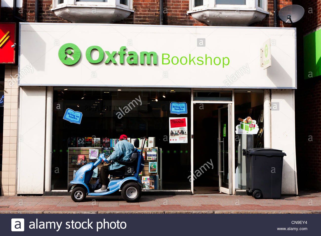 High Street Bookshop High Resolution Stock Photography and Images - Alamy
