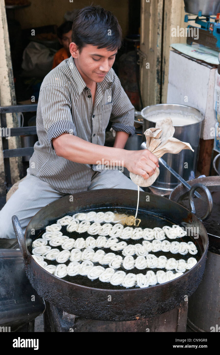 Indian pudding making hi-res stock photography and images - Alamy