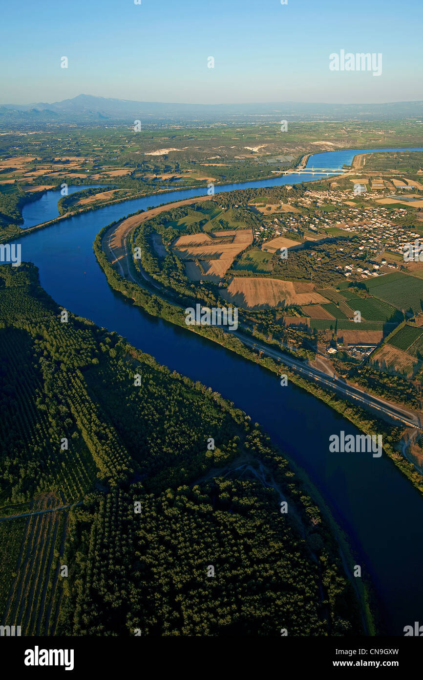 Caderousse hi-res stock photography and images - Alamy