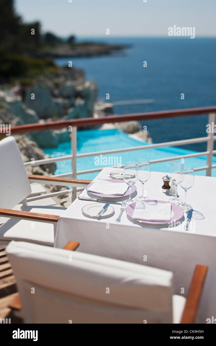 Table of eden hi-res stock photography and images - Alamy