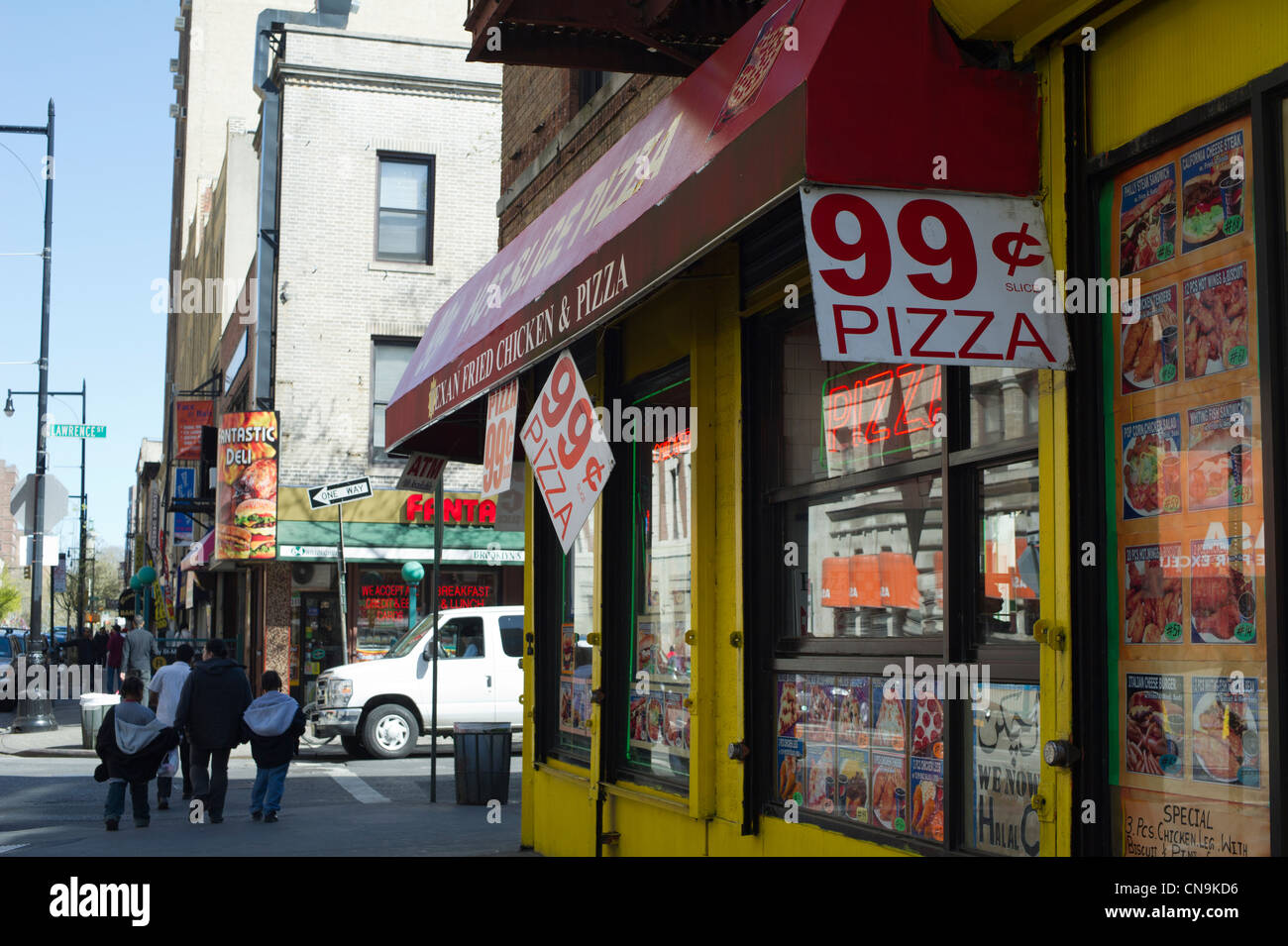 99 cent sign hi-res stock photography and images - Alamy