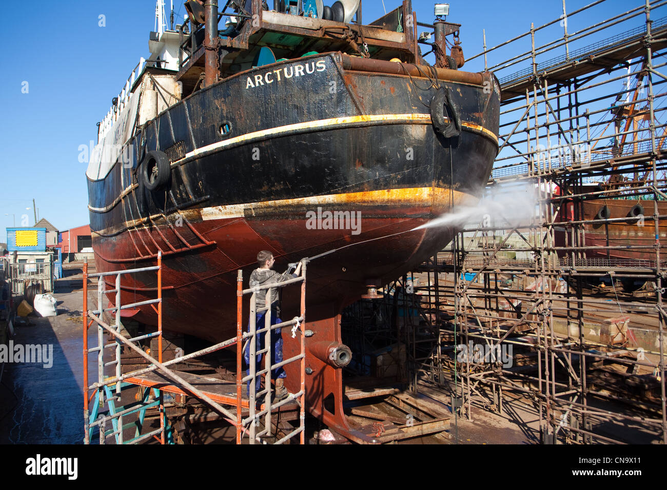 Working scottish trawlers hi-res stock photography and images - Alamy