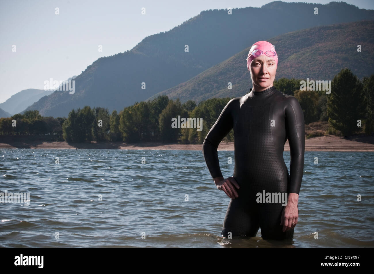 Lady standing still hi-res stock photography and images - Alamy