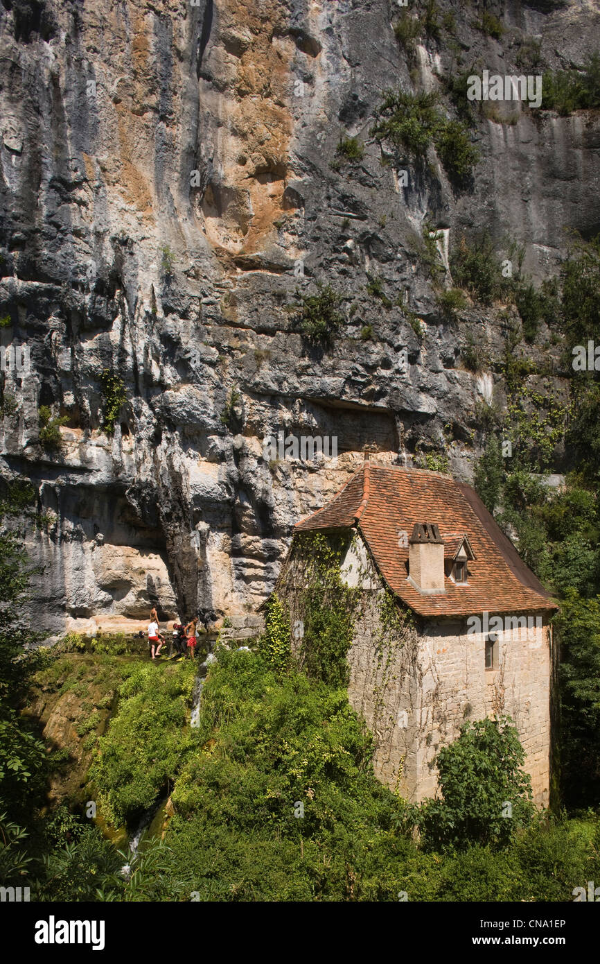 Cabrerets hi-res stock photography and images - Alamy