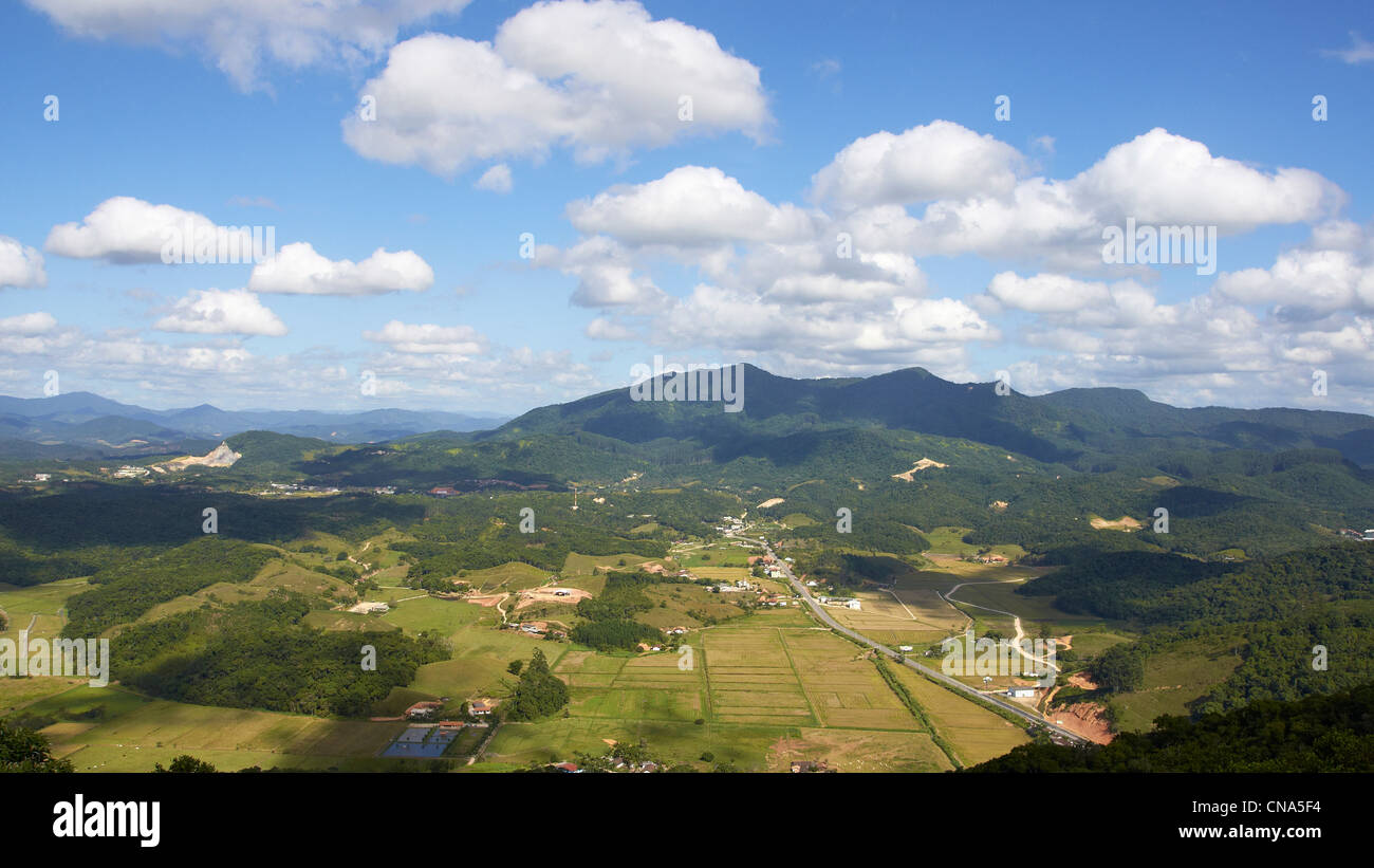 Middle valley hi-res stock photography and images - Alamy