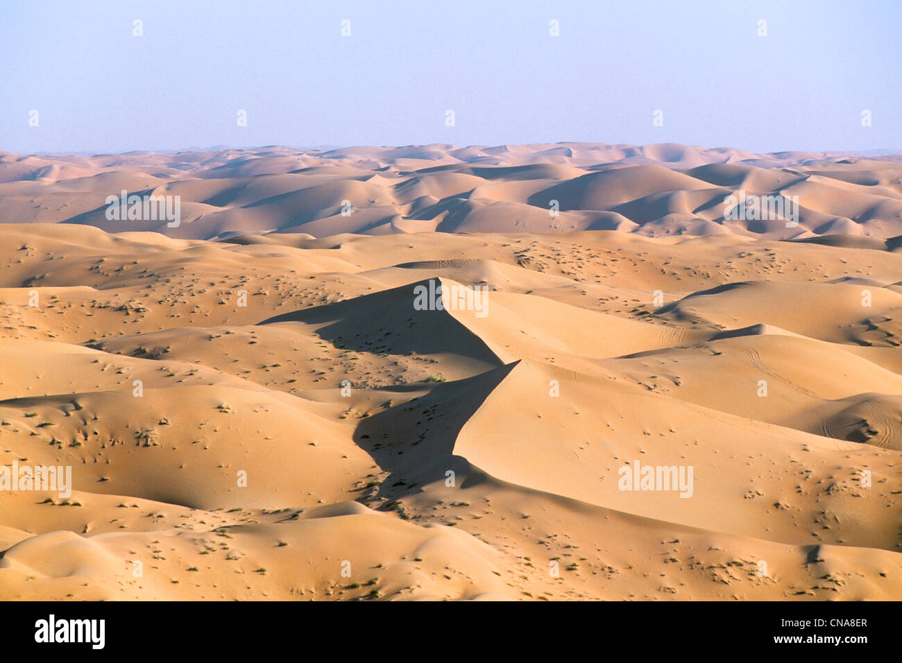 Dunes arab hi-res stock photography and images - Alamy