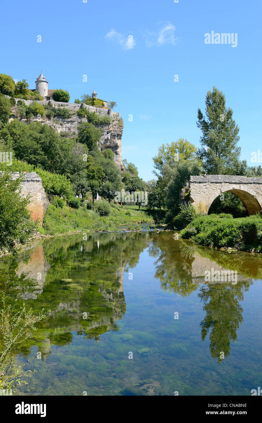 France midi pyrenees lot belcastel hi-res stock photography and images ...