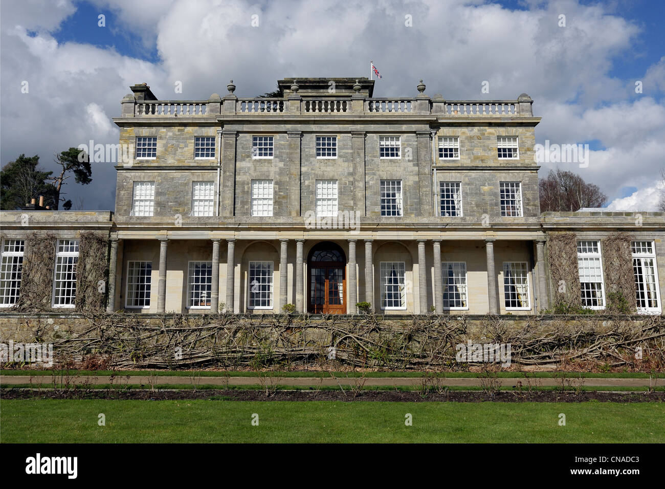 Saint hill Manor House, Church of Scientology in East Grinstead ...