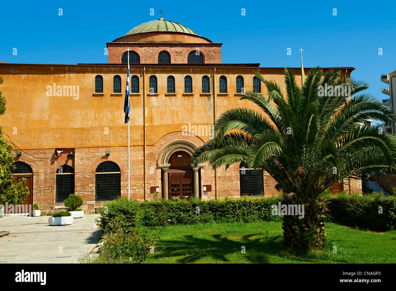 Cross domed basilica hi-res stock photography and images - Alamy