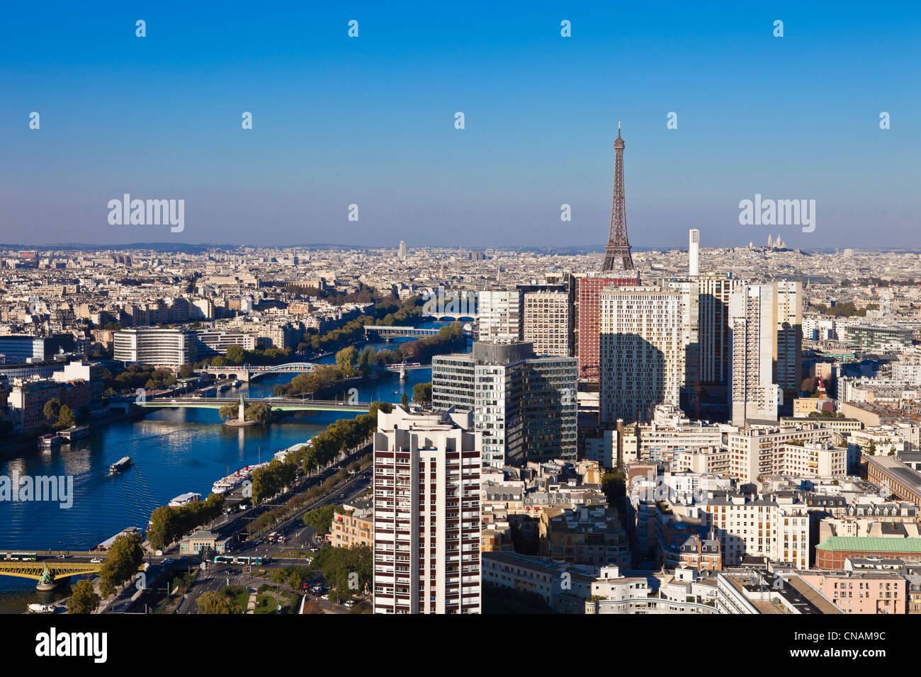 Front de seine aerial hi-res stock photography and images - Alamy