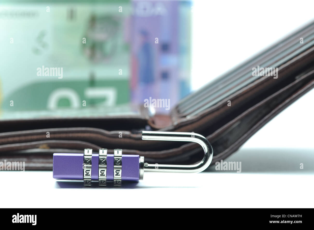 Unlock chain hi-res stock photography and images - Alamy