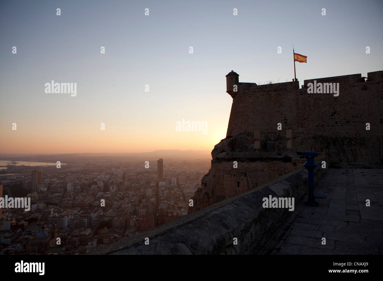 Silhouette of castle overlooking city Stock Photo - Alamy