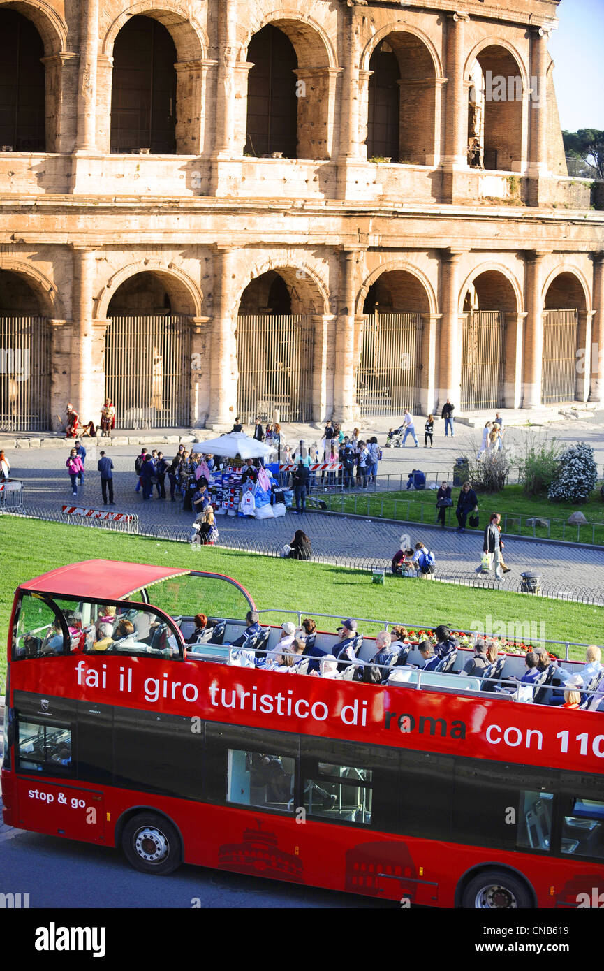 Sightseeing Bus Passing The Colosseum in Rome Stock Photo - Alamy