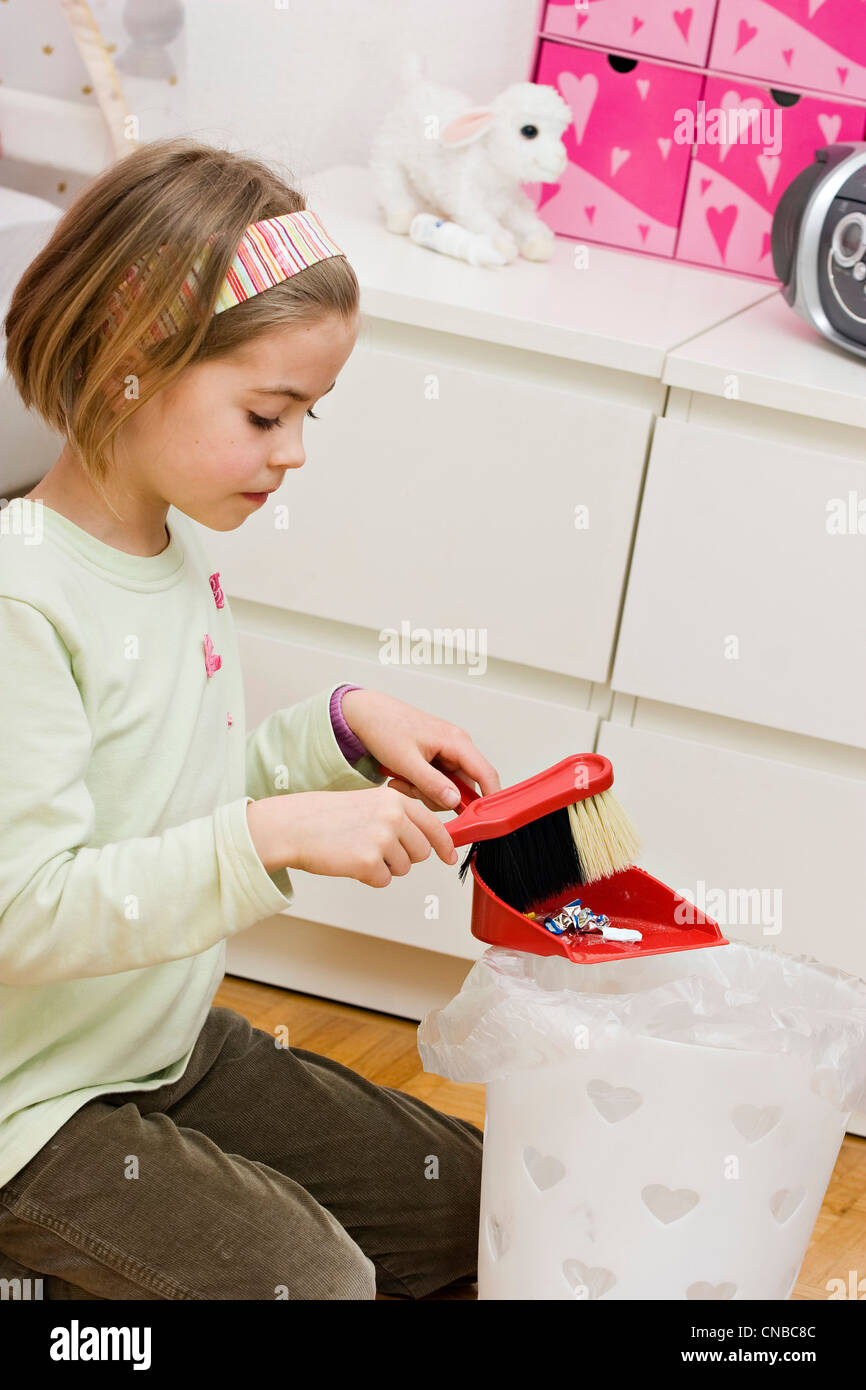 Keeping keep clean tidy hi-res stock photography and images - Alamy