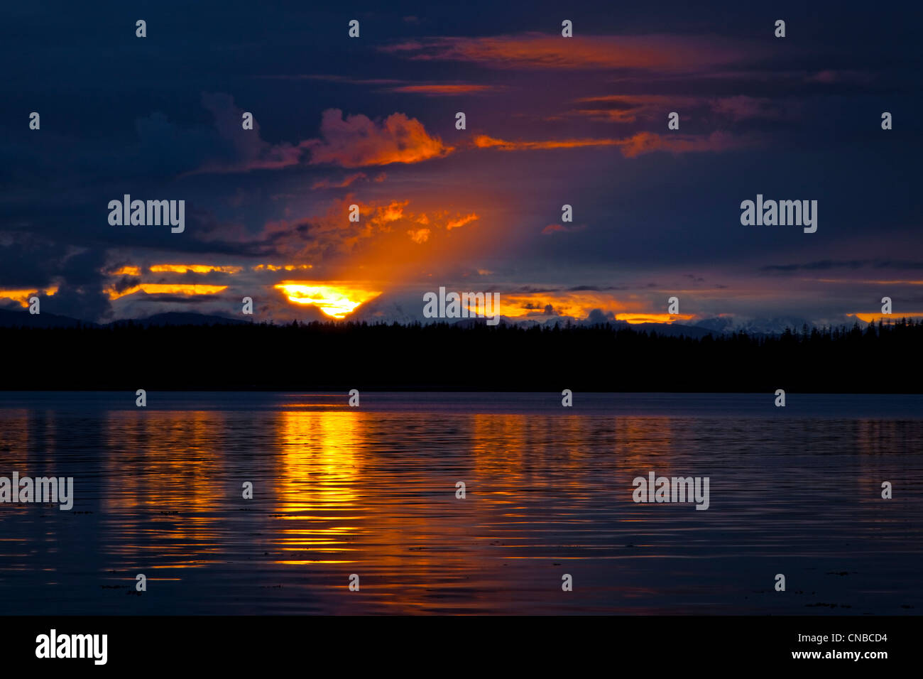 Southeastern alaska sunset hi-res stock photography and images - Alamy
