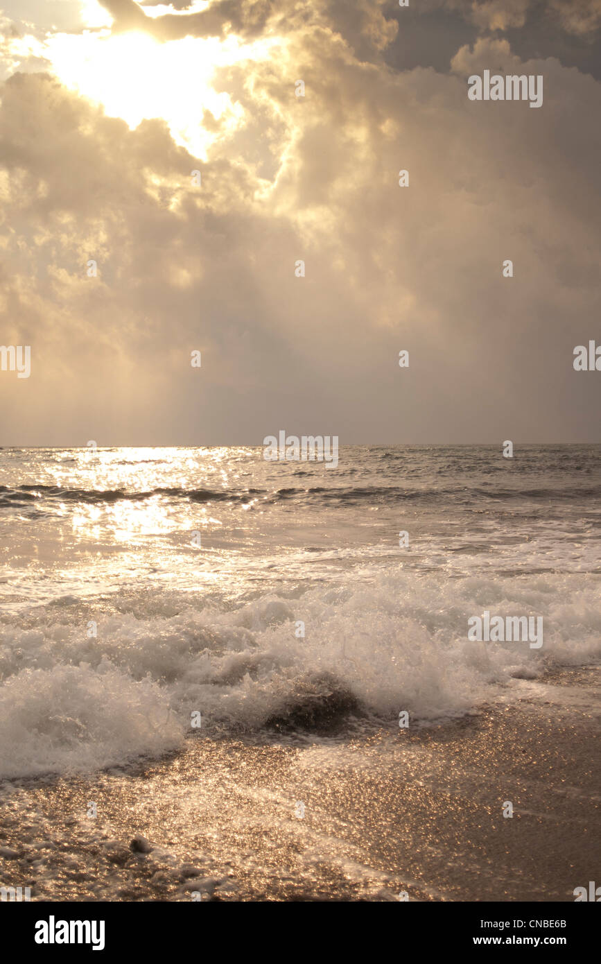Sunlight through white surf hi-res stock photography and images - Alamy