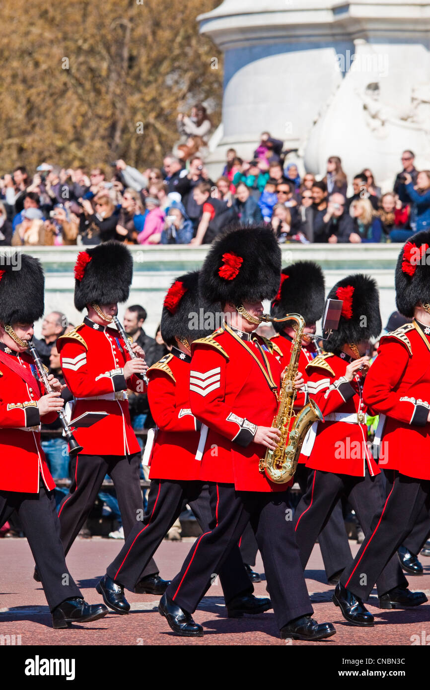 Coldstream guards and band hi-res stock photography and images - Alamy
