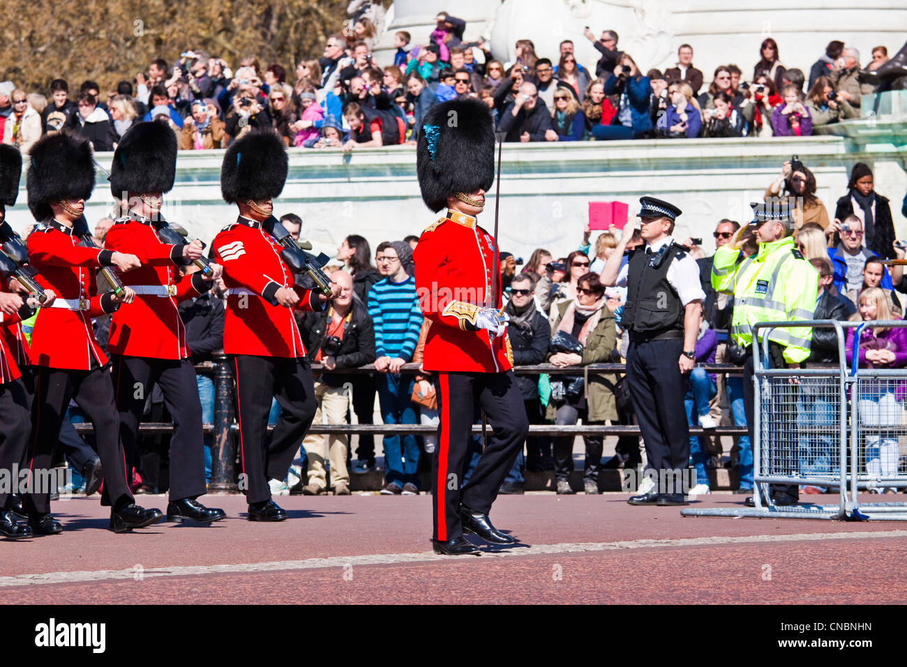 Irish guards marching Stock Photo - Alamy