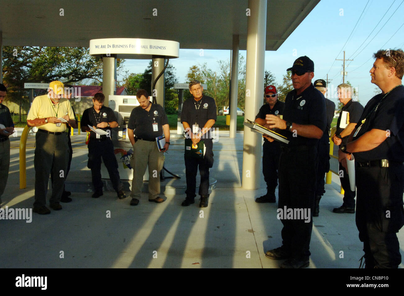 Members fema search rescue team hi-res stock photography and images - Alamy