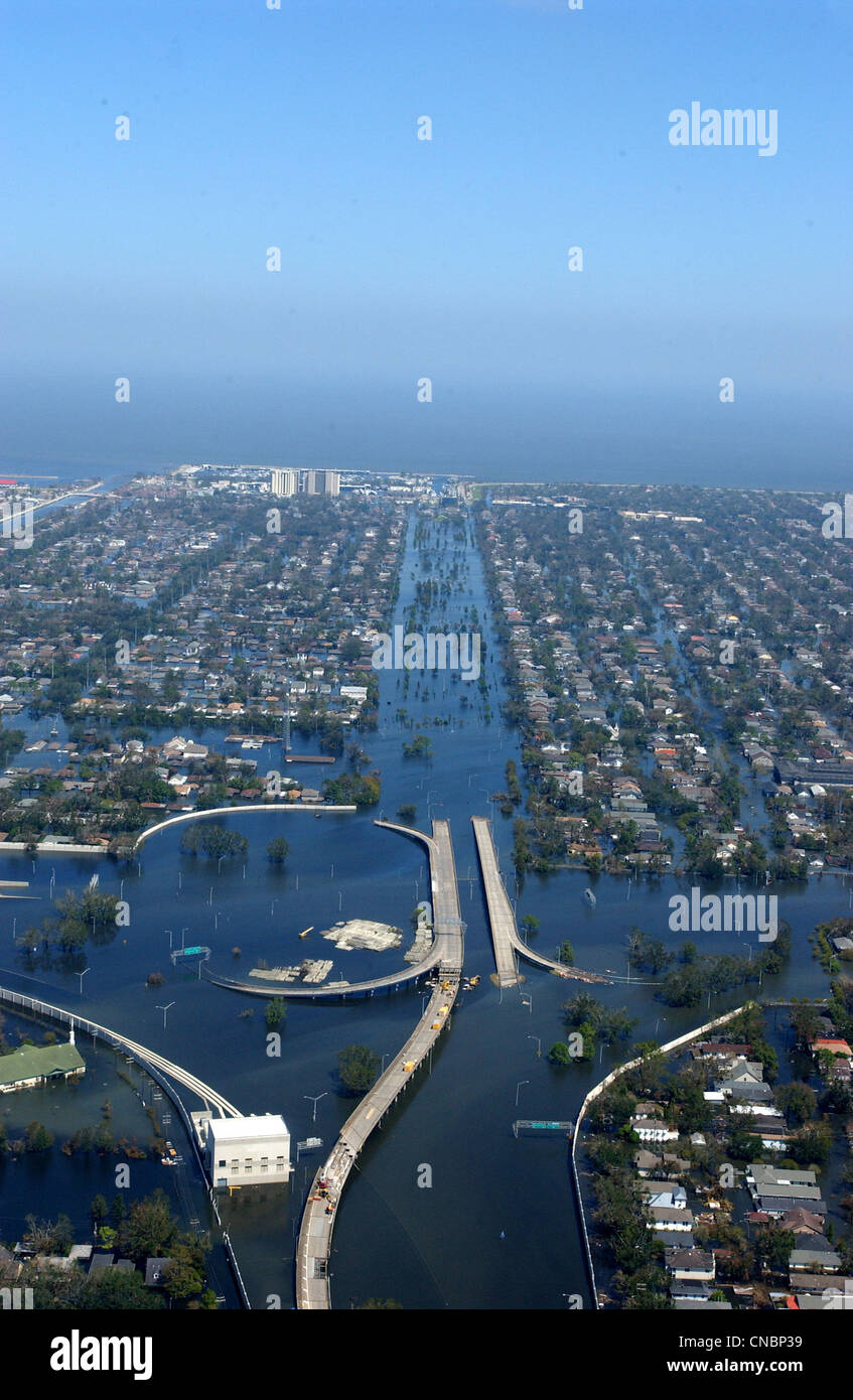 New Orleans, LA-September 7, 2005- Neighborhoods and highways ...