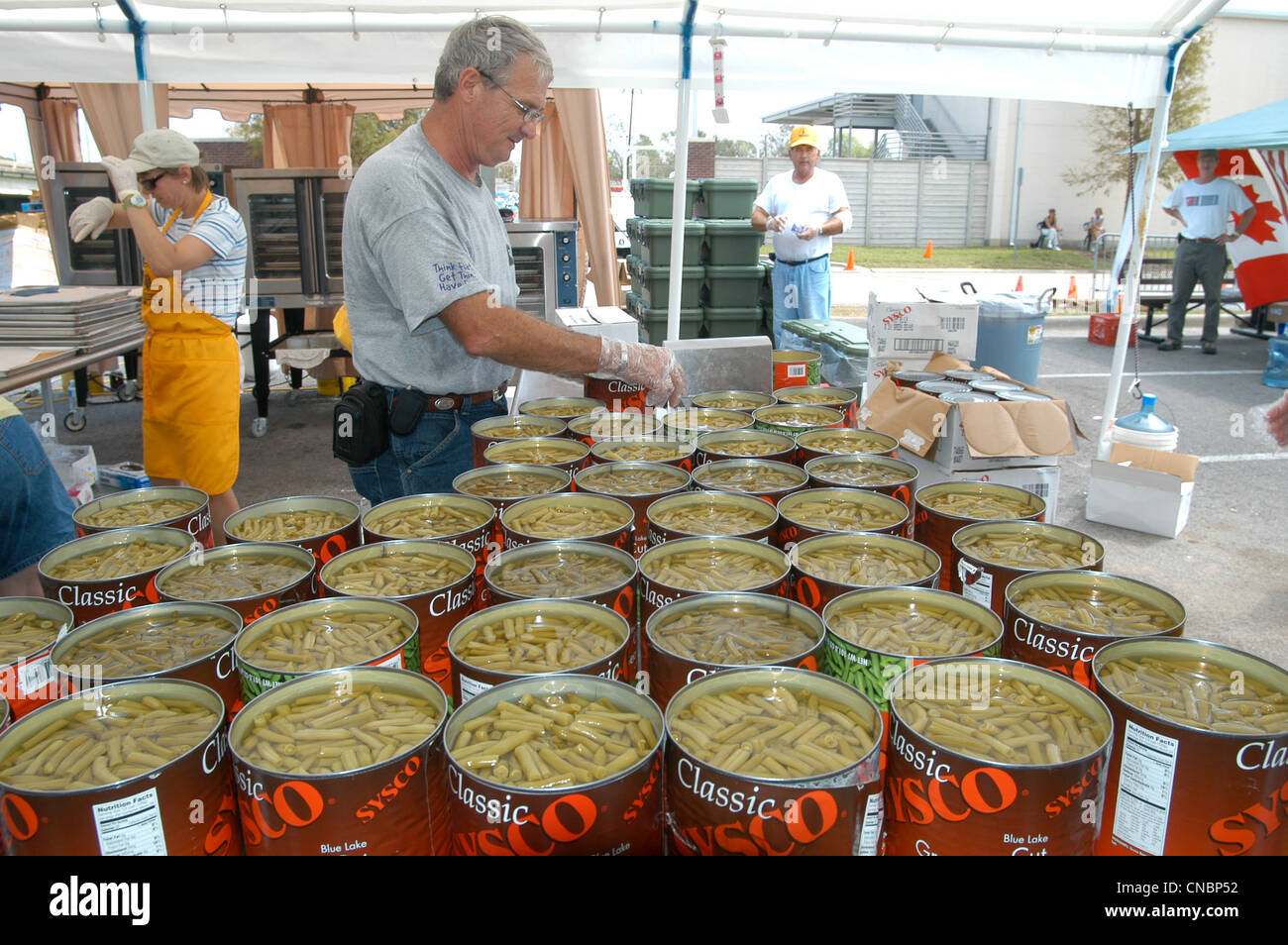 Food supplies after Hurricane Katrina Stock Photo - Alamy