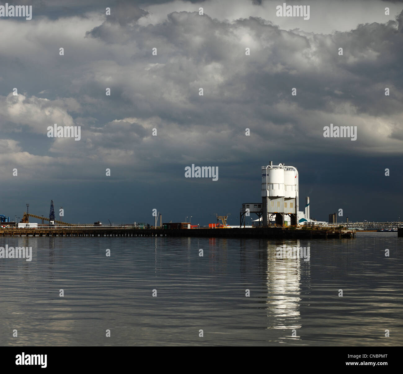 Cemex silos hi-res stock photography and images - Alamy