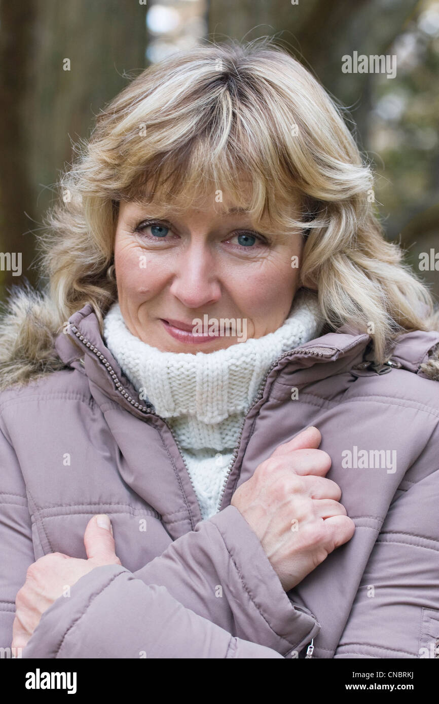 Freezing feel hi-res stock photography and images - Alamy