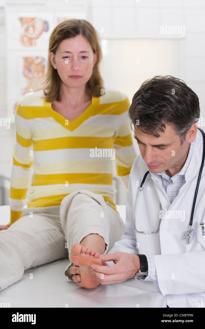 Woman doctor consultation feet hi-res stock photography and images - Alamy