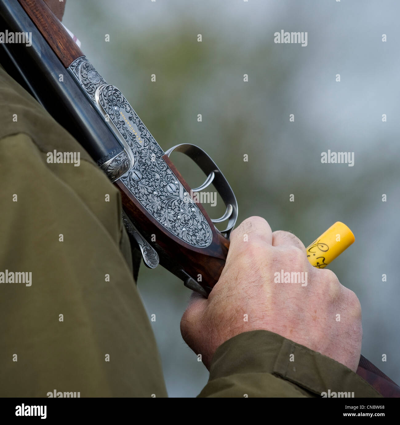 Gun on shoulder hi-res stock photography and images - Alamy
