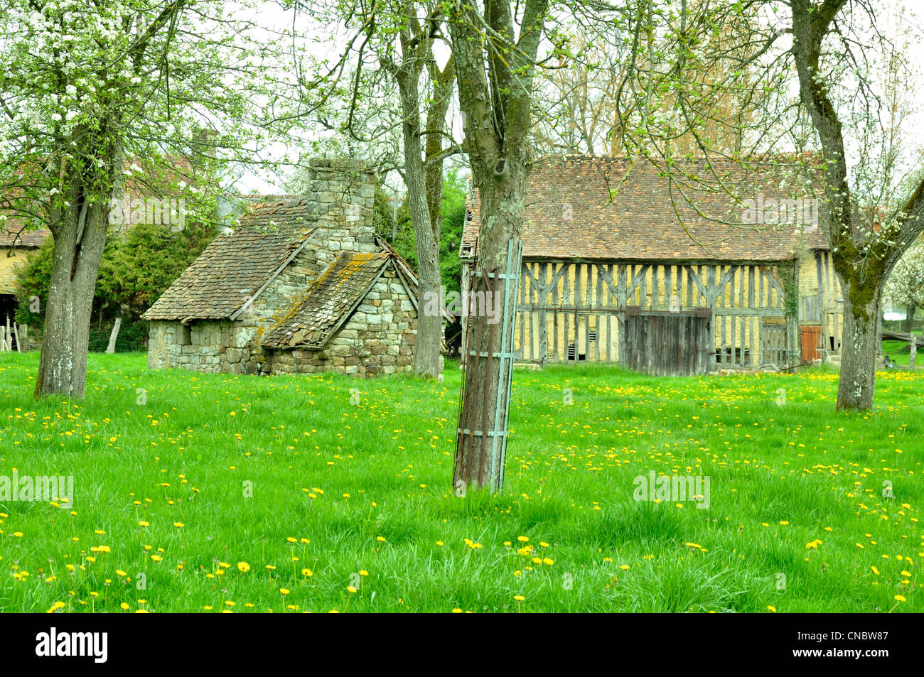 Orchard barn hi-res stock photography and images - Alamy