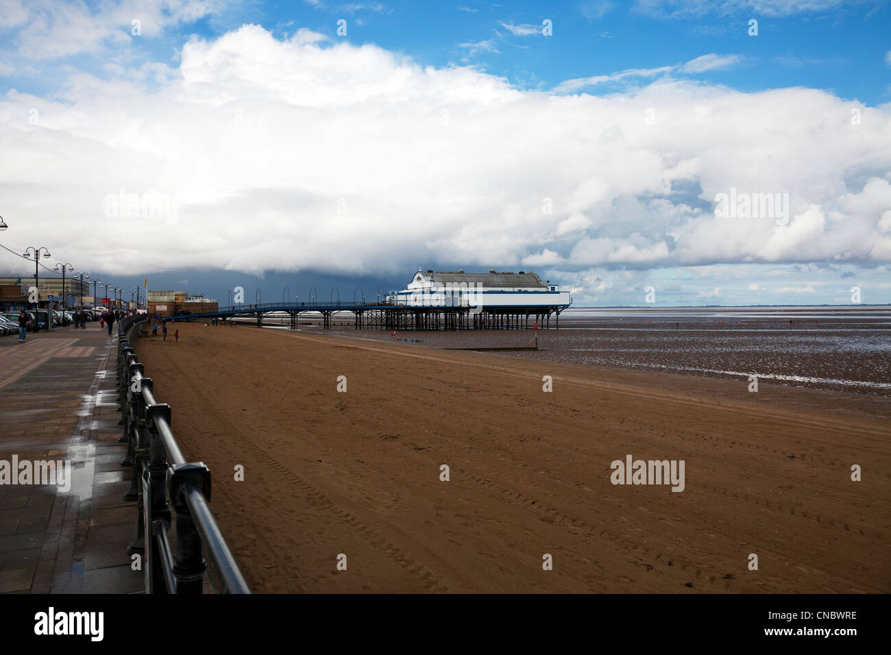 Cleethorpes promenade hi-res stock photography and images - Alamy