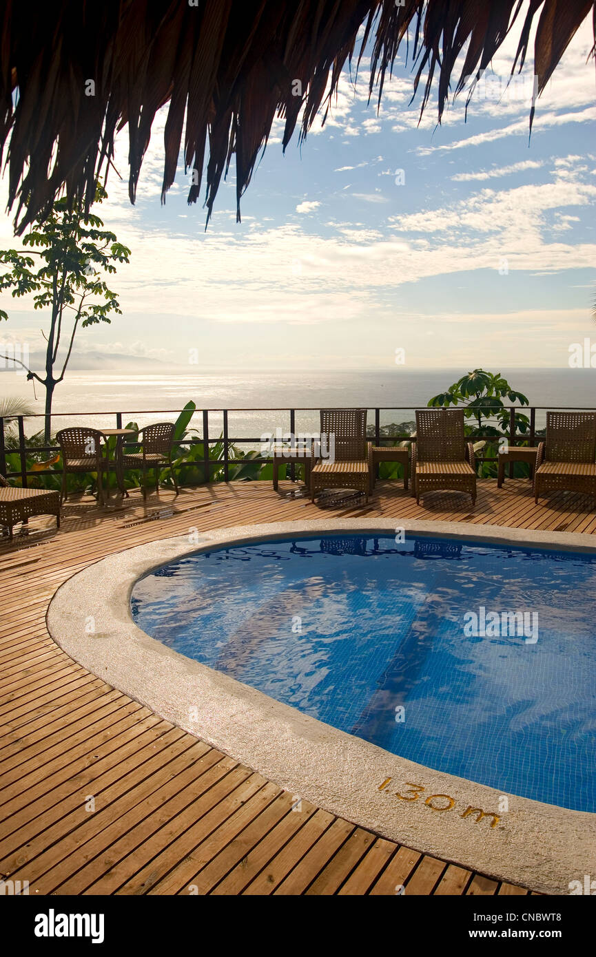 The swimming pool at lapa rios ecolodge Stock Photo - Alamy