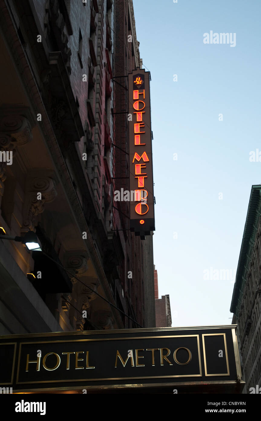The exterior sign of the Hotel Metro at 45 West 35th Street, Manhattan ...
