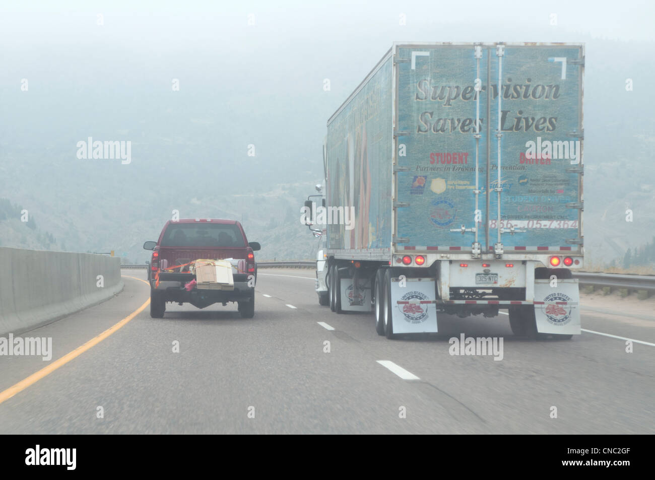 Passing truck on highway hi-res stock photography and images - Alamy