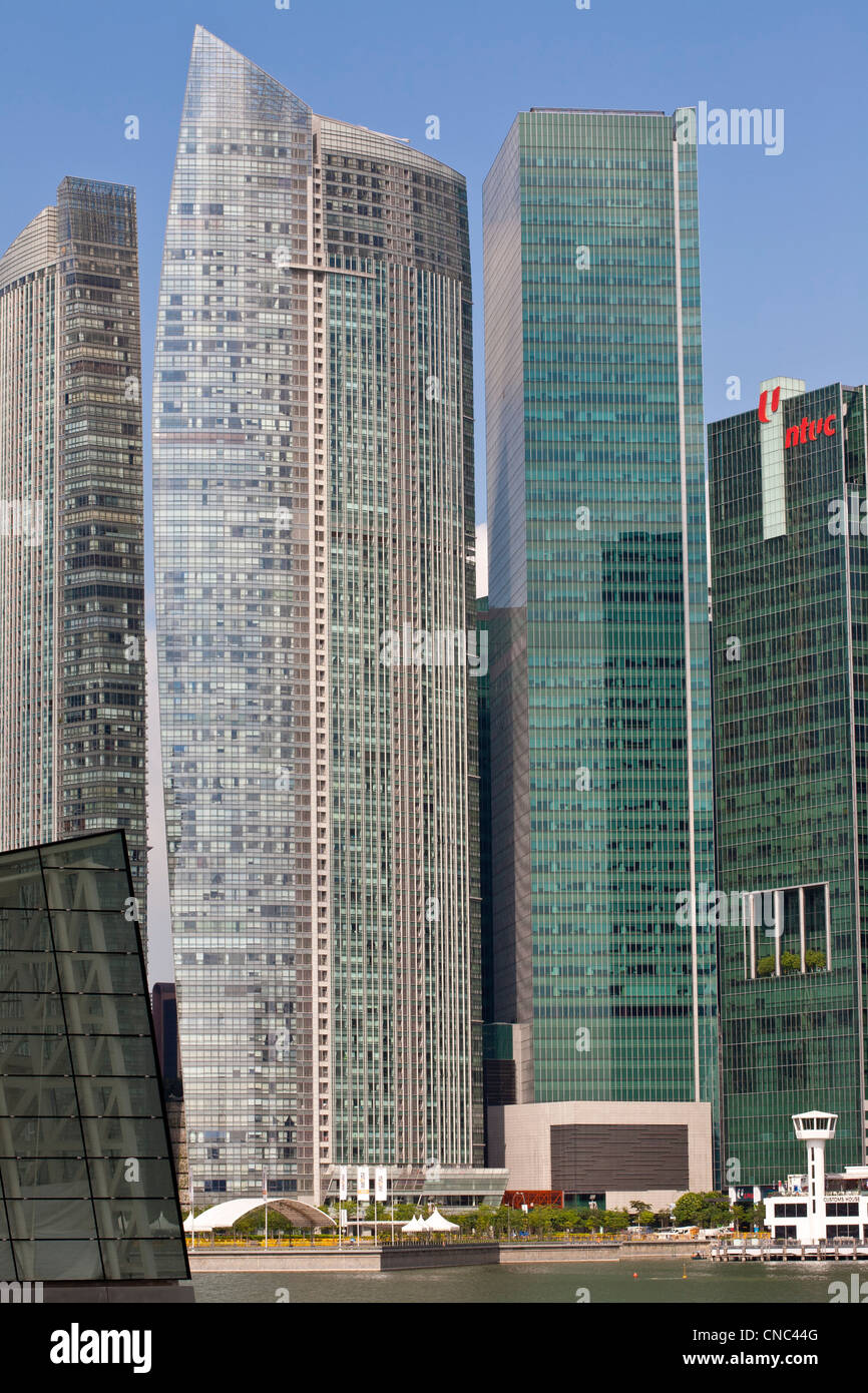 Singapore, Marina Bay, Collyer Quay, view from the Marina Bay Sands ...