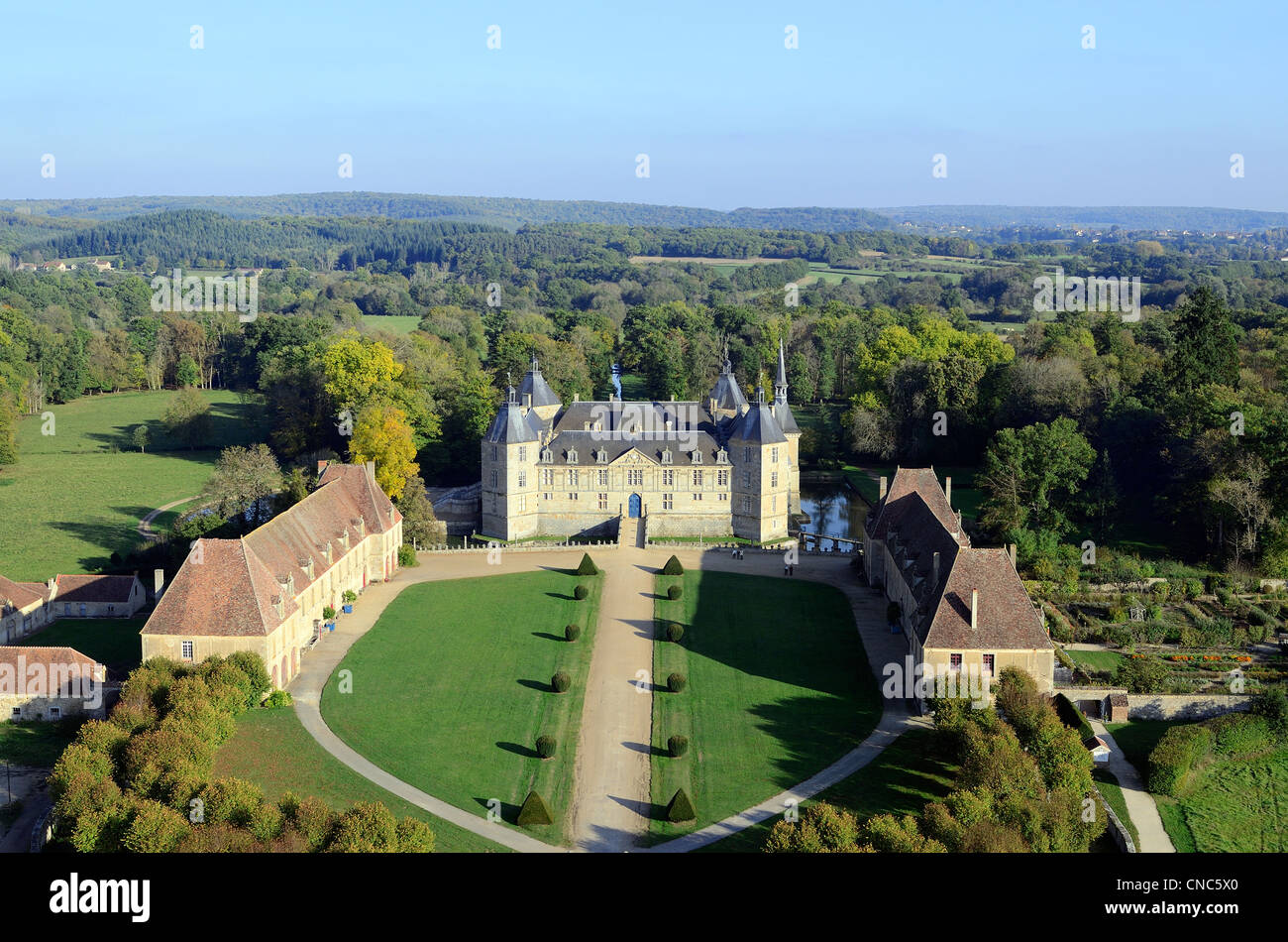 Sully castle hi-res stock photography and images - Alamy