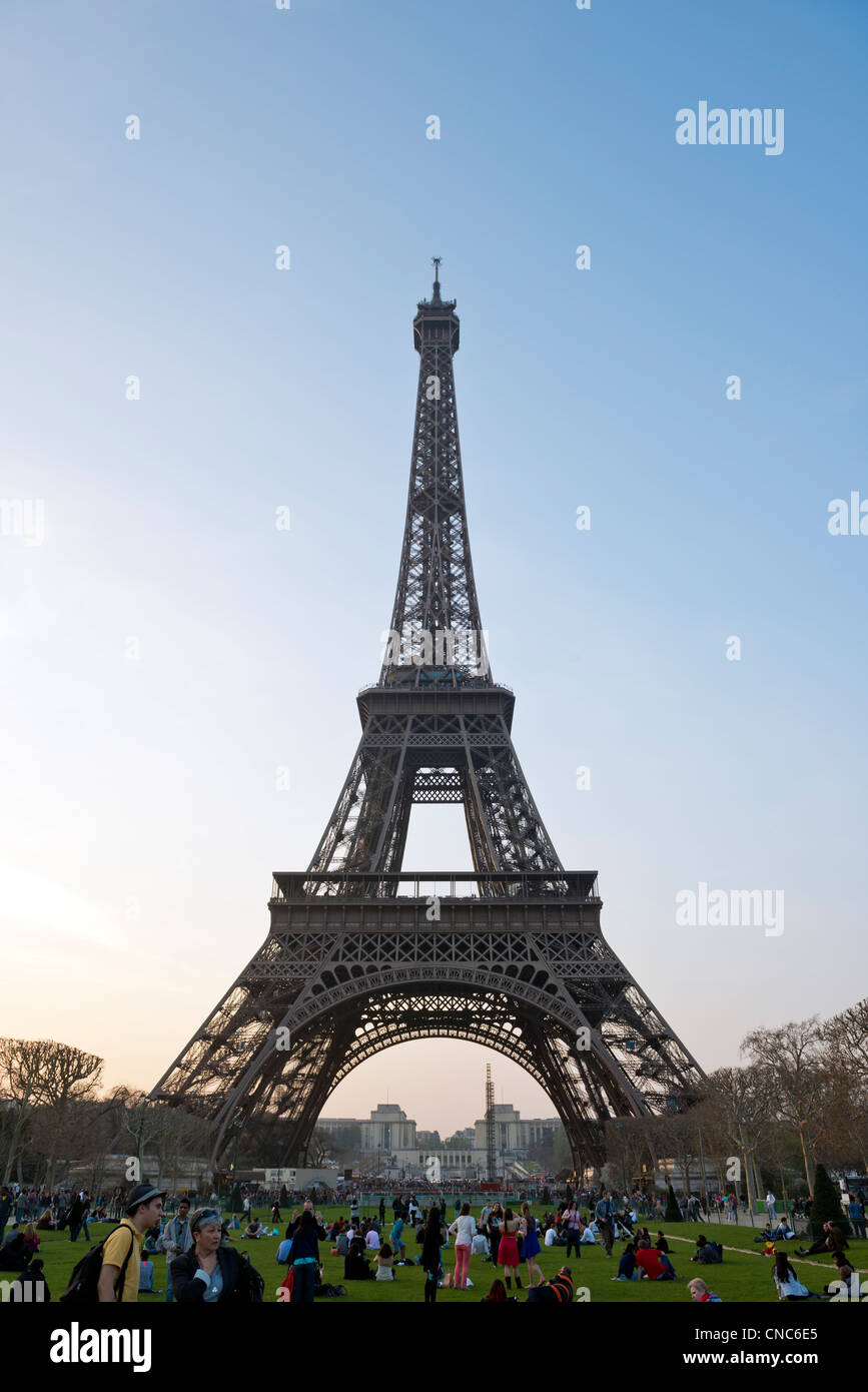 Eifeltower hi-res stock photography and images - Alamy