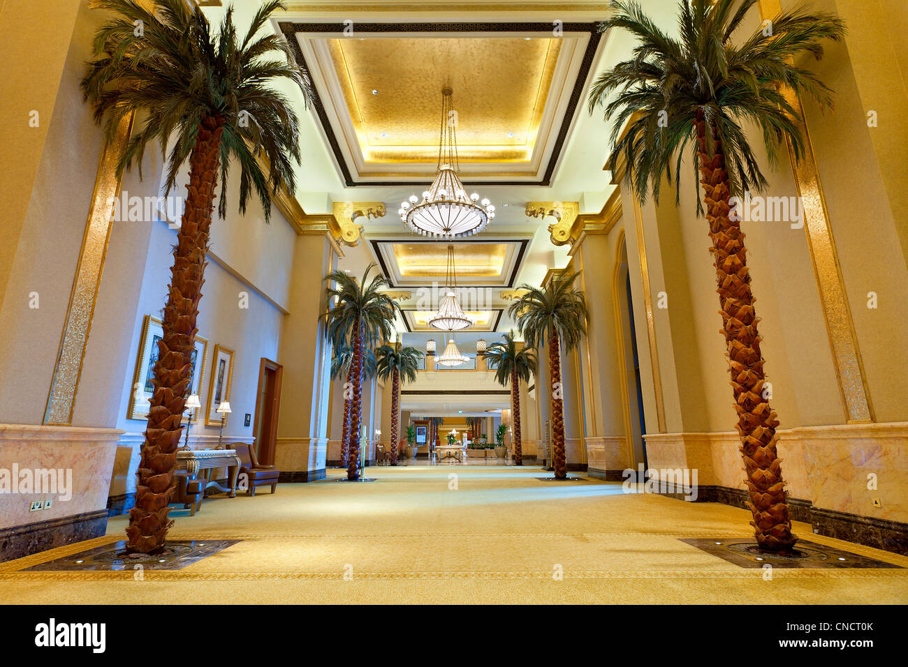 Abu dhabi palace hi-res stock photography and images - Alamy