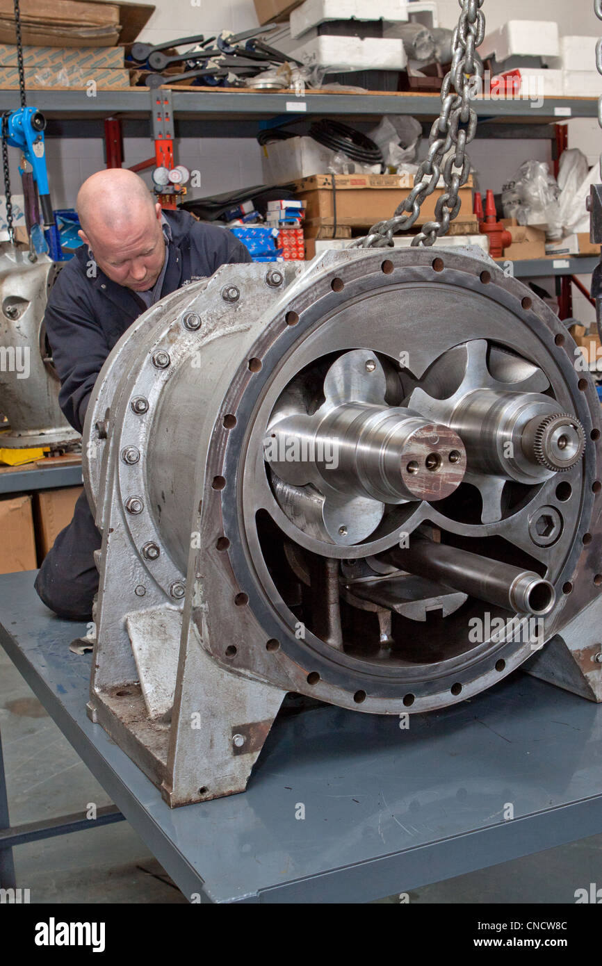 Refrigeration engineering hi-res stock photography and images - Alamy