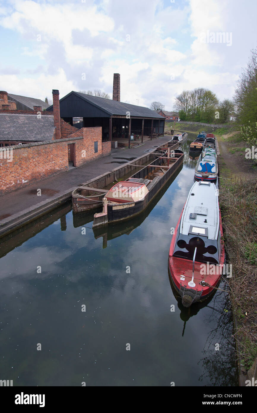 Canal scene, taken at The Black Country Museum, Dudley, West Midlands ...