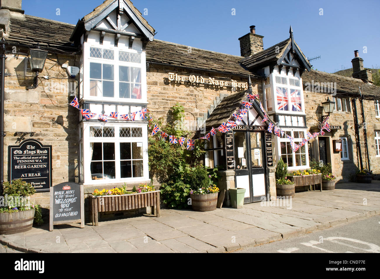 The Old Nags Head Pub in Edale in the Peak District,Derbyshire start of ...