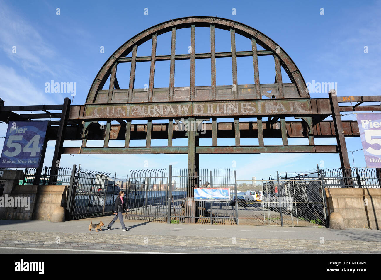 Cunard white star line hi-res stock photography and images - Alamy