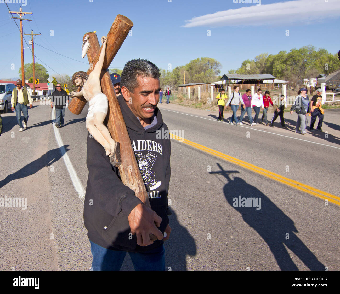 Pilgrimage carrying cross hi-res stock photography and images - Alamy