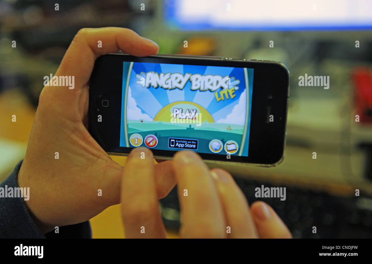 Angry birds game hi-res stock photography and images - Alamy