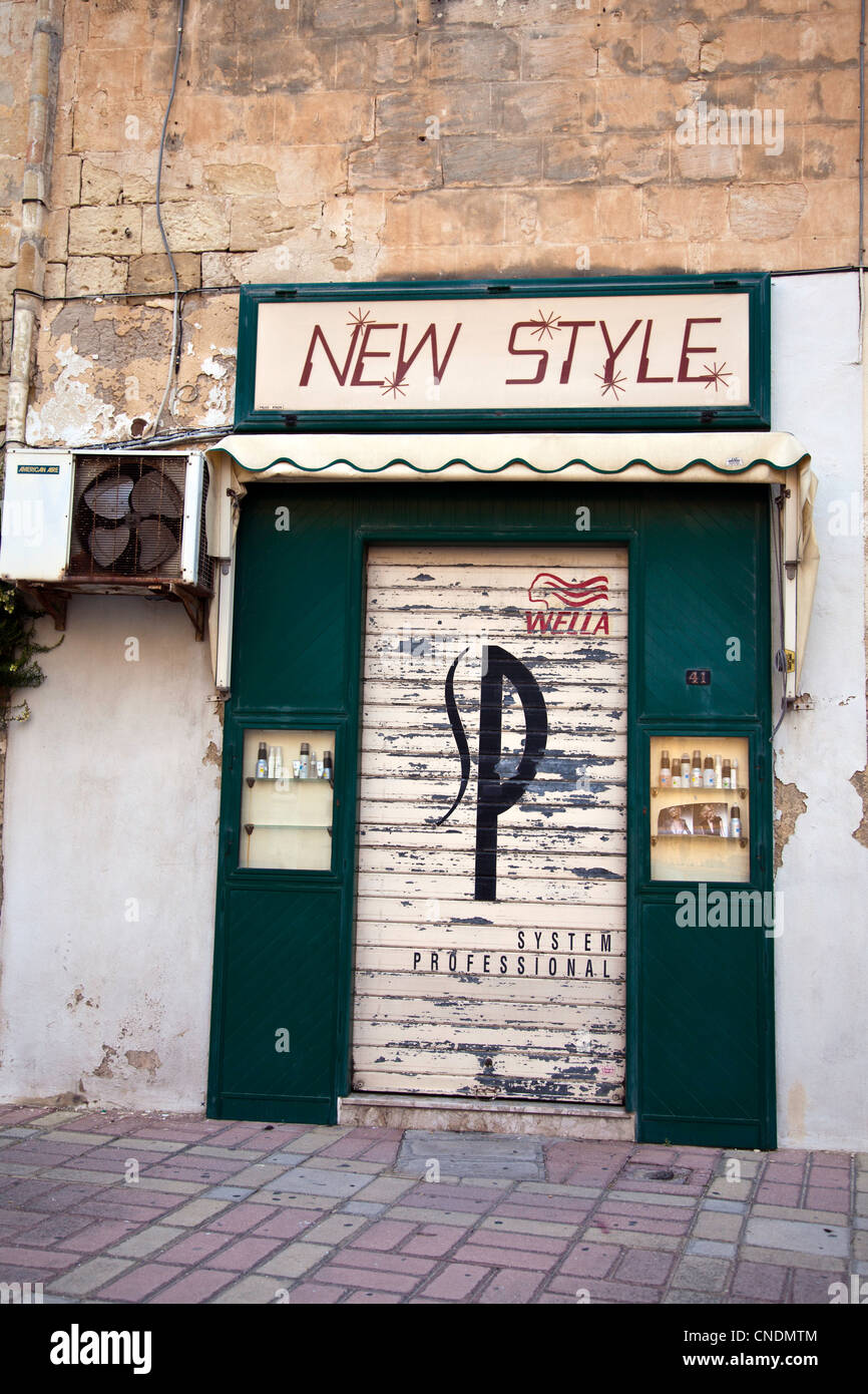 Old hairdressing salon Stock Photo - Alamy